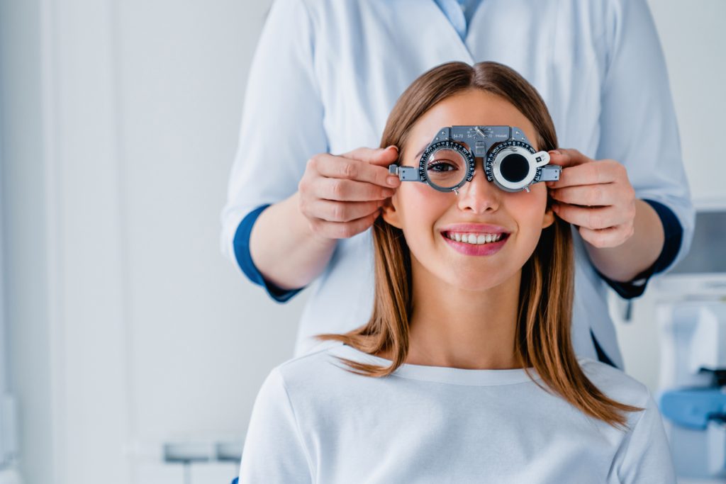 How to Become an Optician - In 4 Easy Steps - Only Trade Schools
