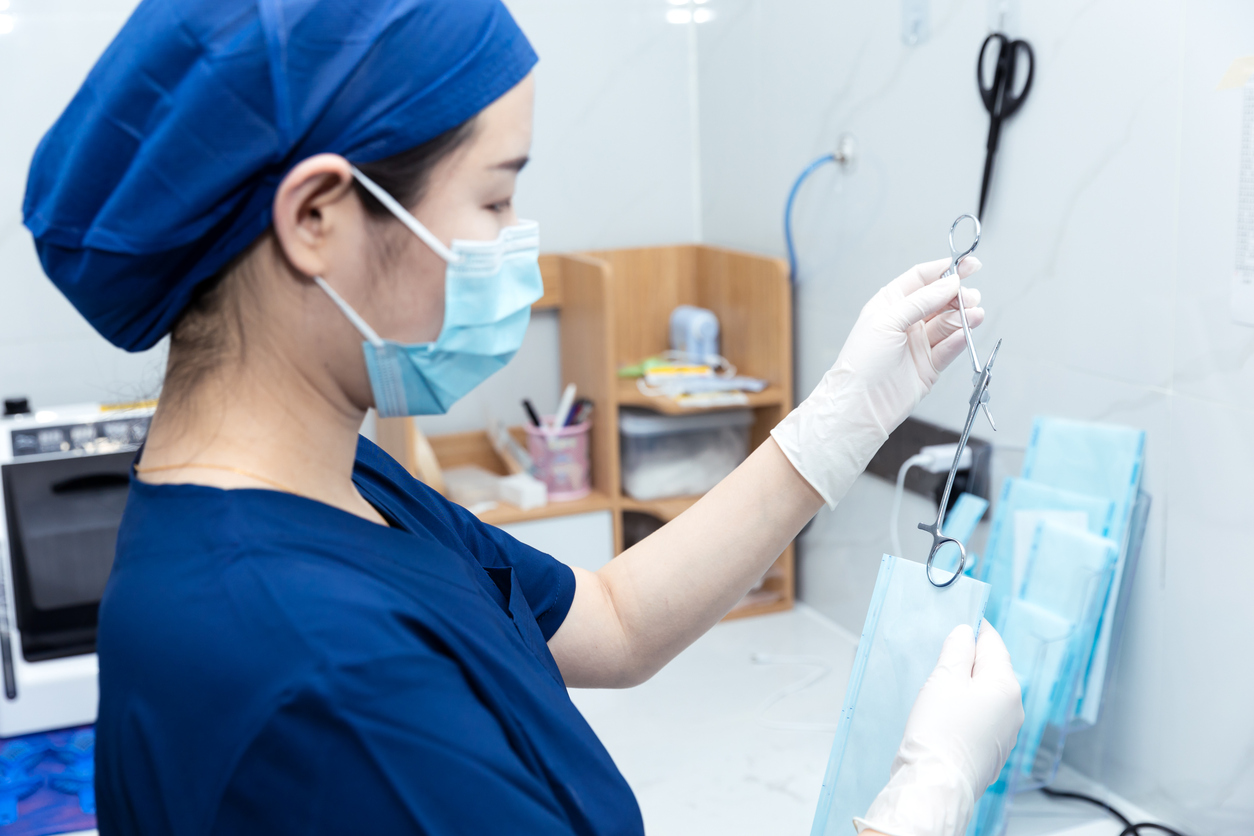 Surgical Technician License Requirements by State (2026)