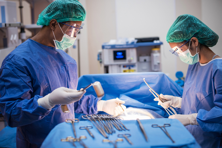 9 Best Online Surgical Technician Programs (Complete Guide)